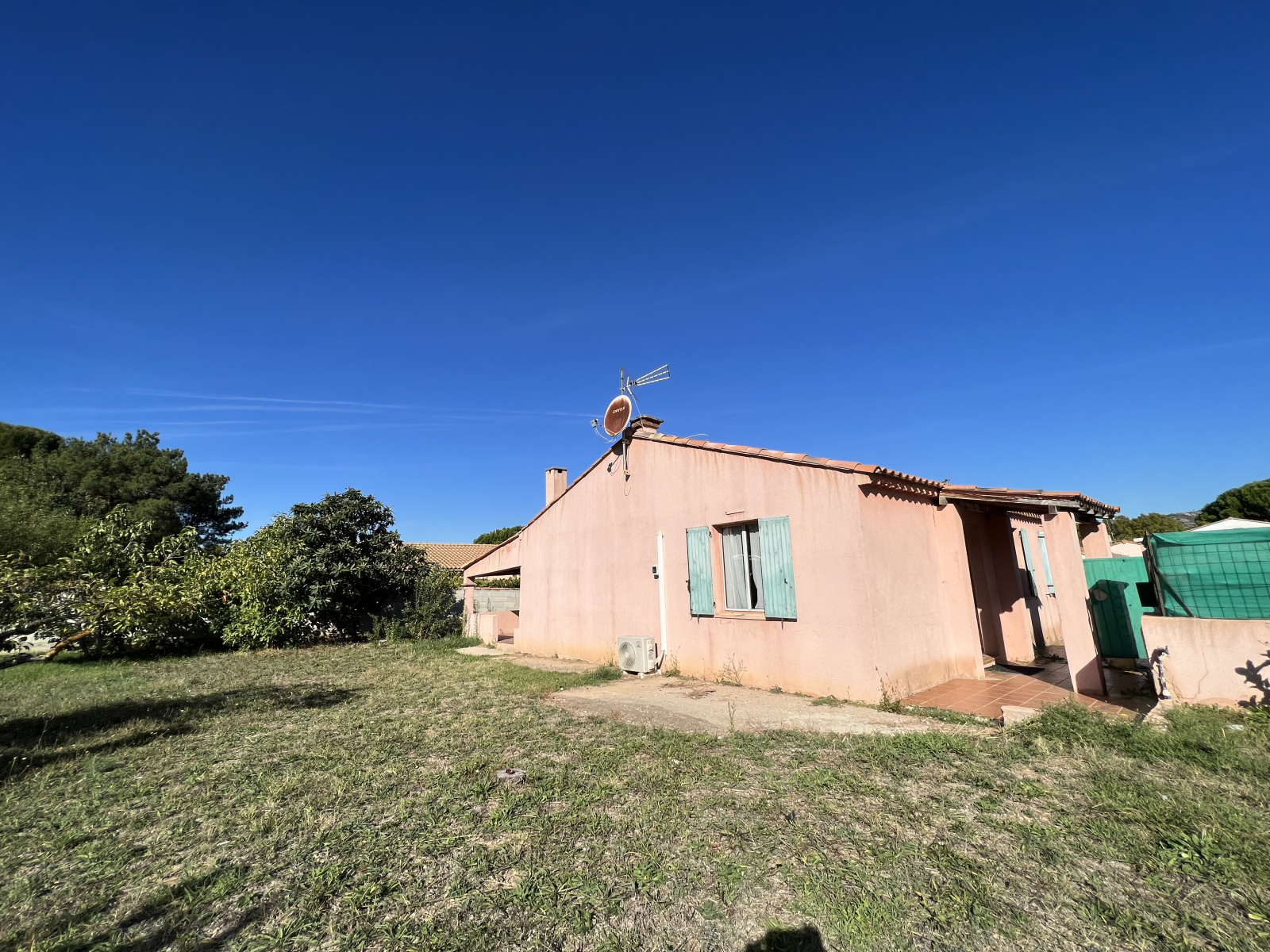 Vente MAISON T4 73 M² ENV SUR TERRAIN 539 M² ENV A VENDRE SUR PEYROLLES ...