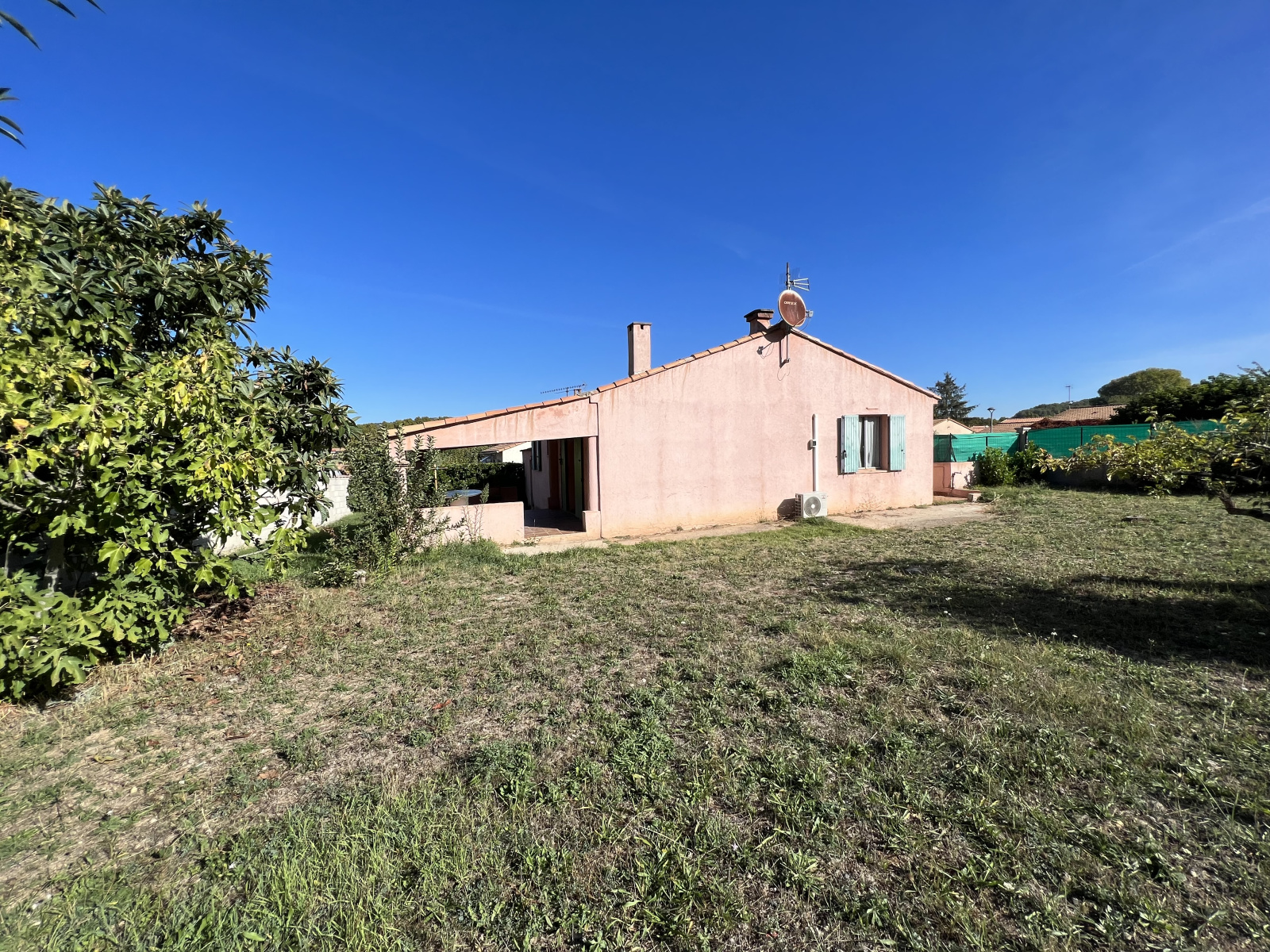 Vente MAISON T4 73 M² ENV SUR TERRAIN 539 M² ENV A VENDRE SUR PEYROLLES ...