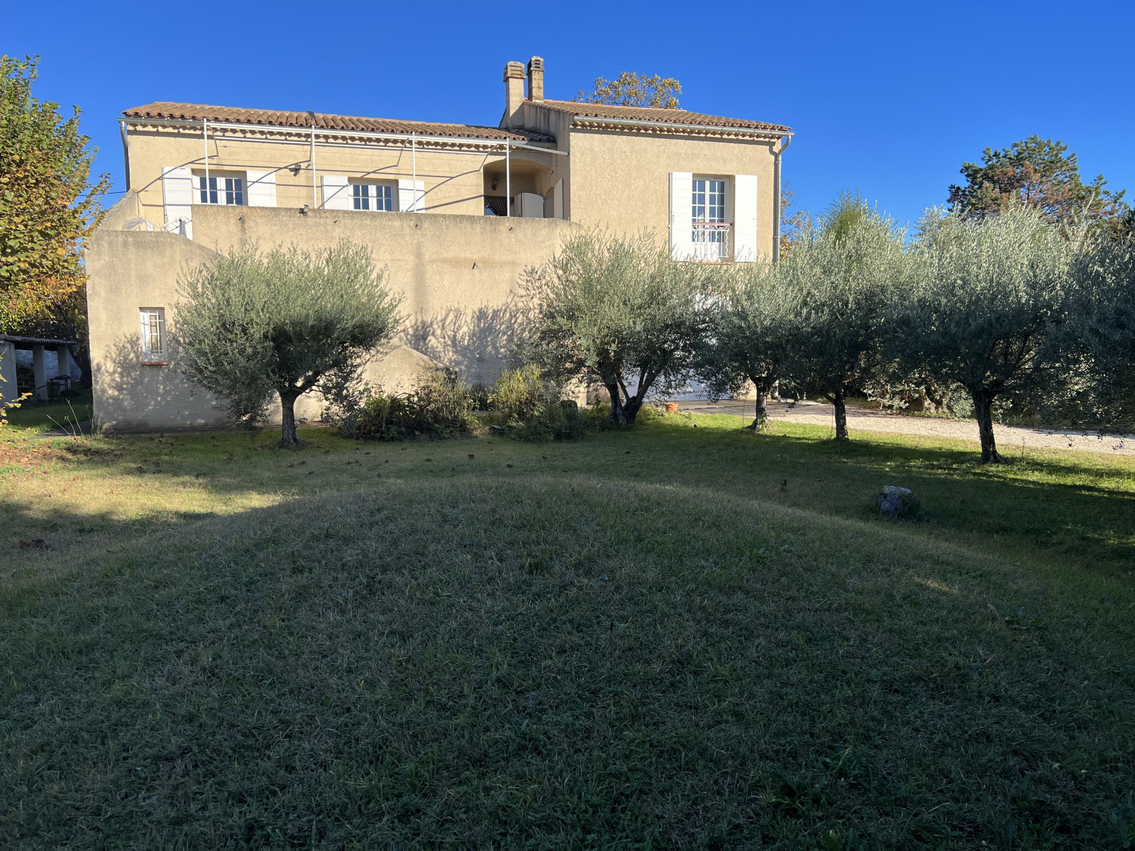 Vente MAISON T4 114 M² ENV + GRAND GARAGE 145 M² ENV SUR TERRAIN 992 M² ...